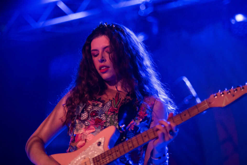 LIVE REVIEW + PHOTOS: Hannah Wicklund in Boston, MA (03.01.24) – New ...