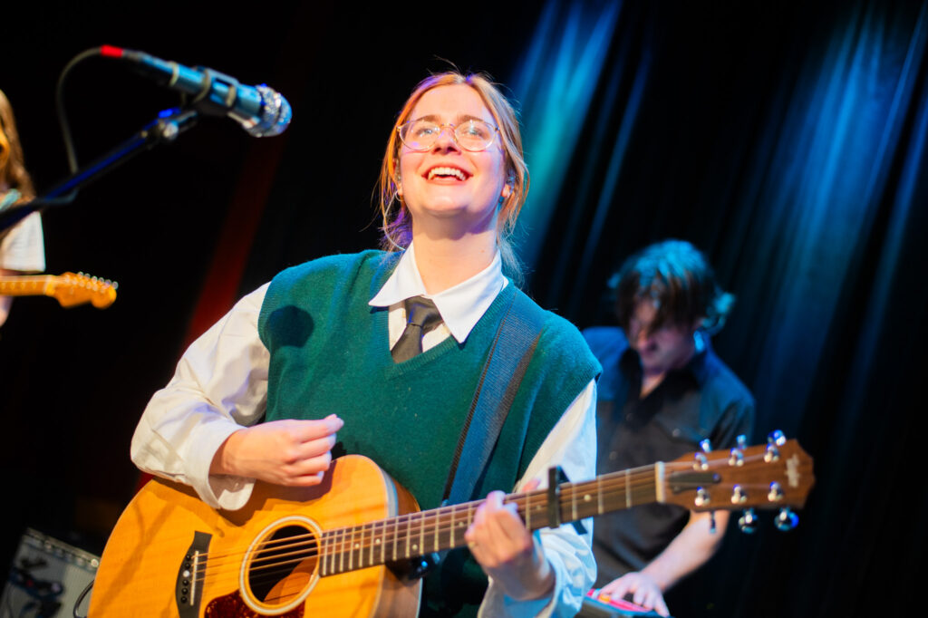 PHOTOS: Haley Blais, Charlie Houston in Boston, MA (04.02.24) – New ...