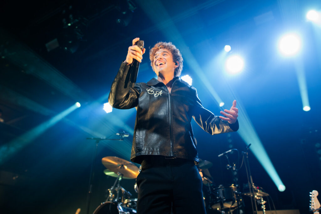 PHOTOS: Daniel Seavey, Sombr in Boston, MA (04.12.25) – New England Sounds